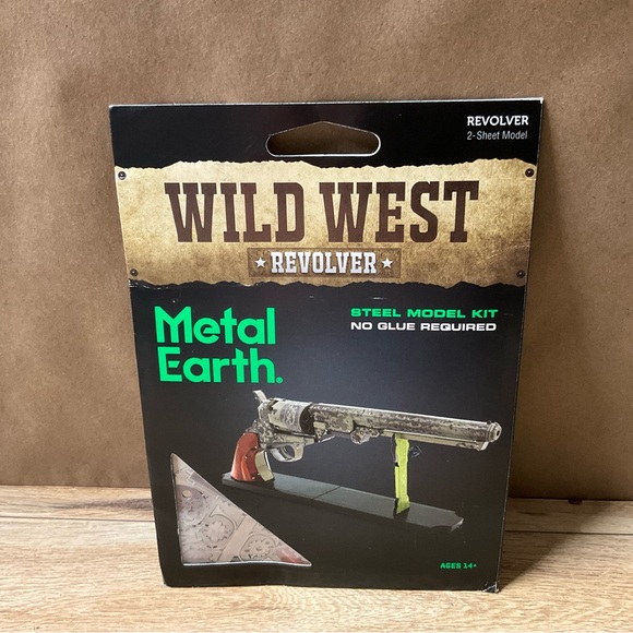 Other | New Metal Earth Wild West Revolver Steel Model Kit Fascinations ...